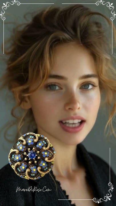 Лучшие цитаты Коко Шанель Бывает такой момент когда до произведения искусства не стоит больше