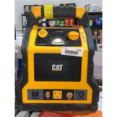 cat 3 1 pro power station with jump starter and compressor