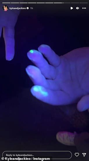 Uv Light Test Proves Which Kyle And Jackie O Star Is Having The Most