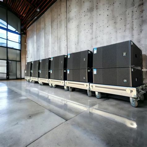 Good Quality Powered Line Array Speaker Speaker Double 12′′ 2 Way Concert Speaker And Music