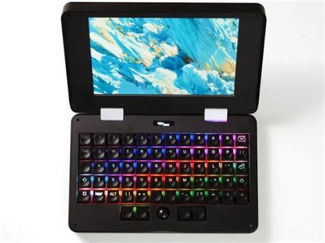 Mnt Research Begins Shipping The Aggressively Open Pocket Reform Netbook