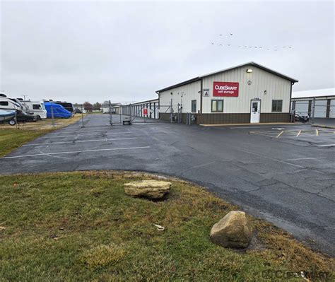 Storage Units At 7102 Rock Valley Pkwy Loves Park Il Cubesmart