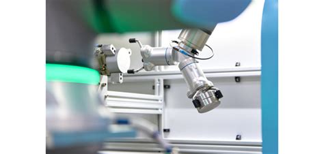 Nu är UR30 här, lyfter 30 kg - Tidningen Automation