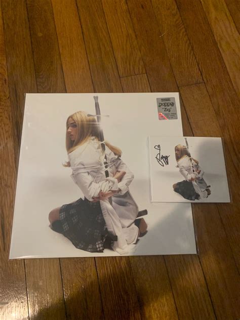 Poppy Zig Exclusive Lp With Autographed Postcard Mint Green And White Le