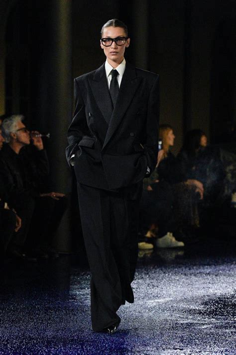 [잡담] 와 여자도 수트 잘어울리네 인스티즈 Instiz 일상 카테고리