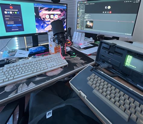 Average Linux User Disregarding Gaming Pc For 40 Year Old Osborne 1 R196