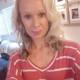 Becky Hudson S Instagram Twitter Facebook On Idcrawl