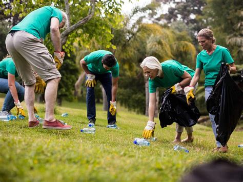 Volunteers Punished For Picking Up Litter