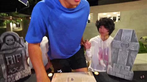 Stokes Twins Fart Comp 1