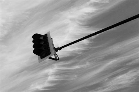 How Traffic Signal Timing Optimization Reduces Citywide Emissions