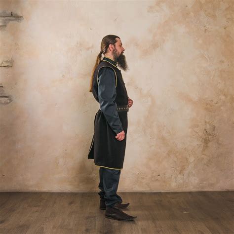 Mens Fantasy Costumes Photogallery Made By Steel