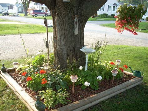 Fascinating Flower Beds Around Tree Ideas For Your Yard