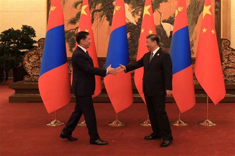 Ерөнхийлөгч У Хүрэлсүх БНХАУ ын дарга Ши Жиньпинтэй уулзлаа