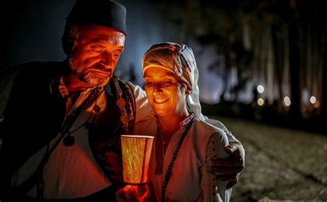 Нежна е нощта Я ми кажи на български как се вика „партньор