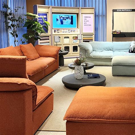 소파의 한계 그 위에 에싸소파 ⠀⠀⠀ 느긋한 리듬으로 시작된 하루가 공간을 가득 채웁니다 오롯이 나만의 취향으로 채워진 공간에서 경험하는 순수한 쉼 오아후 소파는