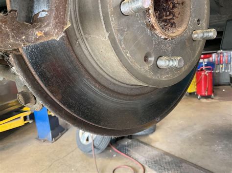 How bad are these rotors? Do they need replaced immediately? : r/MechanicAdvice