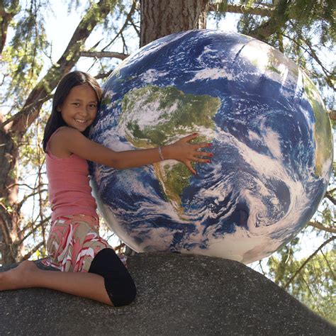 40″ Earthball Earthball