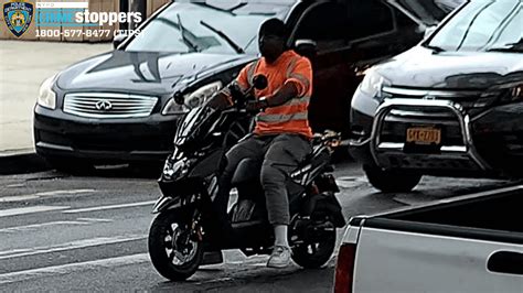 Cops Looking For Candyman Bandit Allegedly Holds Up Bronx Candy Store Twice In Past Week