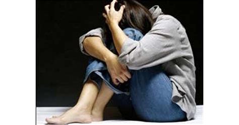 4 часа мъж блудства със съседка укрива се