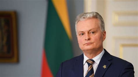 Президент Литвы наложил вето на закон об ограничениях для россиян и беларусов но есть нюанс