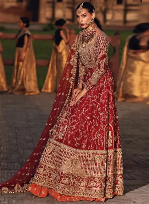 Erum Khan Nikkah Maxi On Rent In Pakistan Book Now