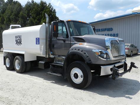 Water Trucks On Road Dfi Equipment