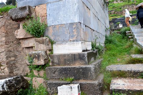Delphi Altar Of Chiots