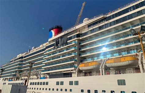 Carnival's New Addition Receives Livery Colors and Floats Again