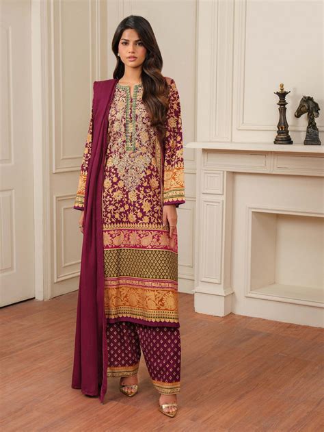 3 Piece Khaddar Suit Embroidered Unstitched Limelightpk