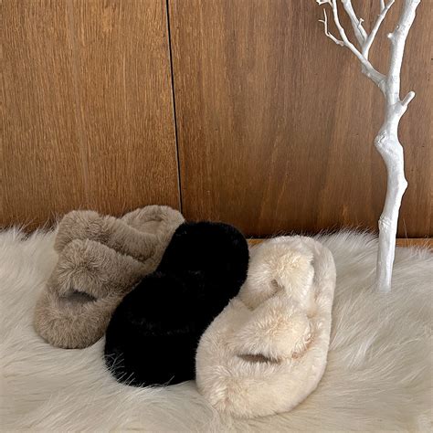 더니프던 밍크 슬리퍼리리앤코 실내슬리퍼 털슬리퍼 겨울슬리퍼 슬리퍼코디 복슬복슬 퍼슬리퍼 방한슬리퍼 슬리퍼추천 패션슬리퍼 리리앤코