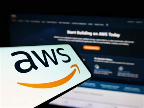 Amazon Server Outage Makes Some Websites Go Dark