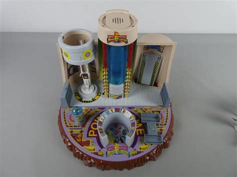 Vintage 1994 Power Rangers Command Center And Figuren Kringwinkel