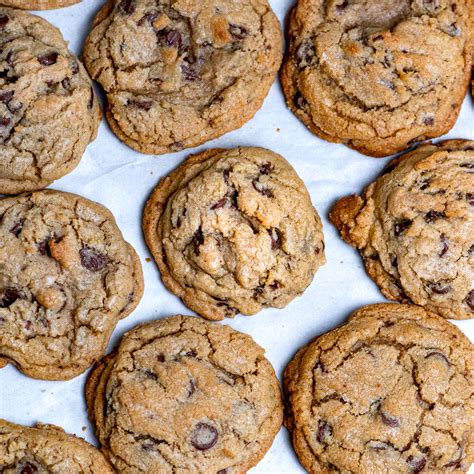 Gooey Chocolate Chip Cookies