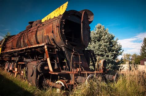 무료 이미지 선로 증기 늙은 기차 교통 수송 묘지 기관차 녹슨 폴란드 마차 폴 스카 크라코프 까마귀 철도 운송 육상 차량 철도 차량