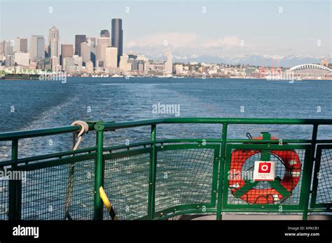 Seattle Ferry Tourist