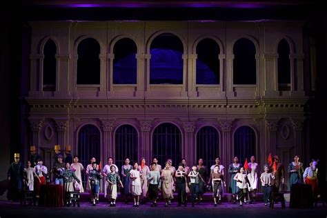 Улсын Дуурь Бүжгийн Улсын Дуурь Бүжгийн Эрдмийн Театр