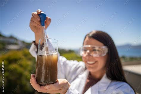 Soil Test Female Agricultural Scientist Conducting A Soil Test In A Scientific Lab In Soil