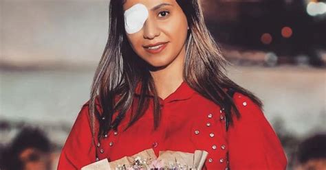 کوثر افتخاری از آسیب‌دیدگان چشمی به اتهام اجتماع و تبانی دادگاهی شد