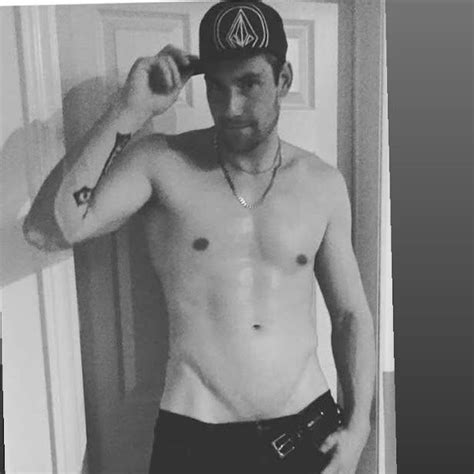 Aaron Furze Aaronfurze35 • Threads Say More