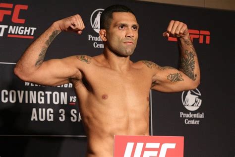 Ufc Newark Results Claudio Silva Chokes Out Debuting Cole Williams Quickly