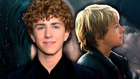 [100 ] Walker Scobell Wallpapers