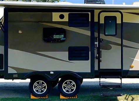 Make Leveling Easy With RV Leveling Blocks