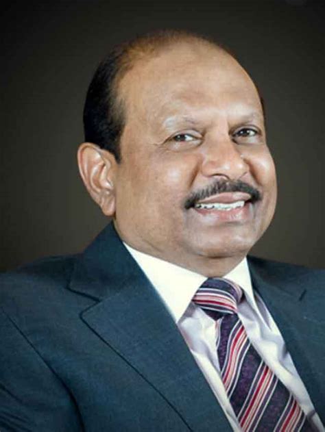 എത്രയാണ് യൂസഫലിയുടെ സമ്പാദ്യം ജീവിതം വിദ്യാഭ്യാസം എന്നിവയറിയാം All You Need To Know About Ma