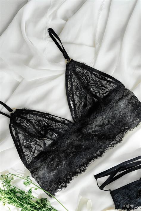 Eyelash Lace Caged Bralette Black Mentionables