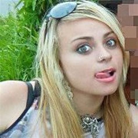 Stream Branquinha Rodrigues Music Listen To Songs Albums Playlists