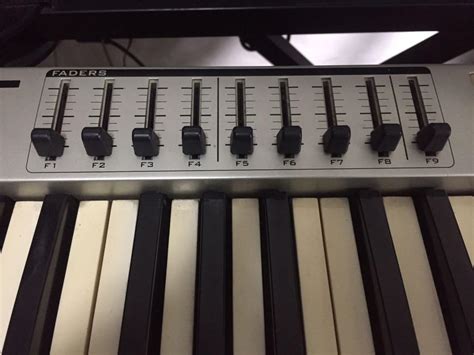 Evolution Usb Midi Keyboard Hobbies And Toys Music And Media Musical Instruments On Carousell