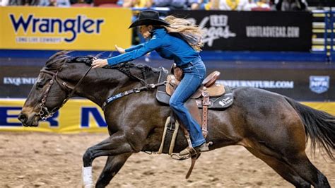 Kassie Mowry Rides Away With Round Four Win Breaking Kinsels Three Day