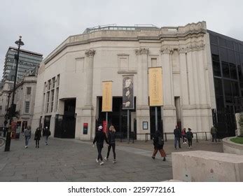 Sainsbury Wing Images Stock Photos Vectors Shutterstock