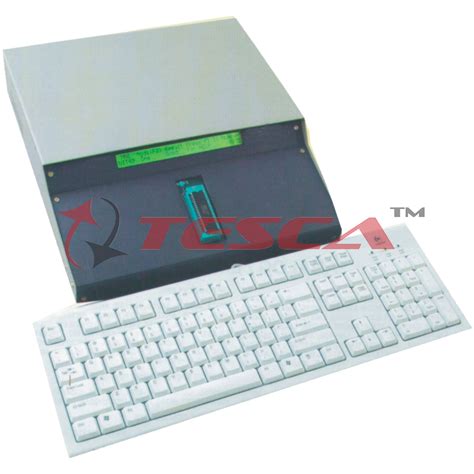 Universal IC Tester