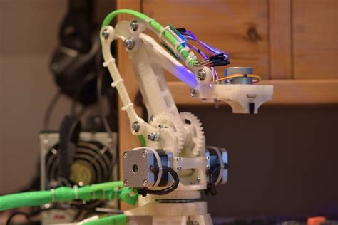Robotarm By Ftobler Thingiverse Weekend Projects 3d Printing Robot Arm